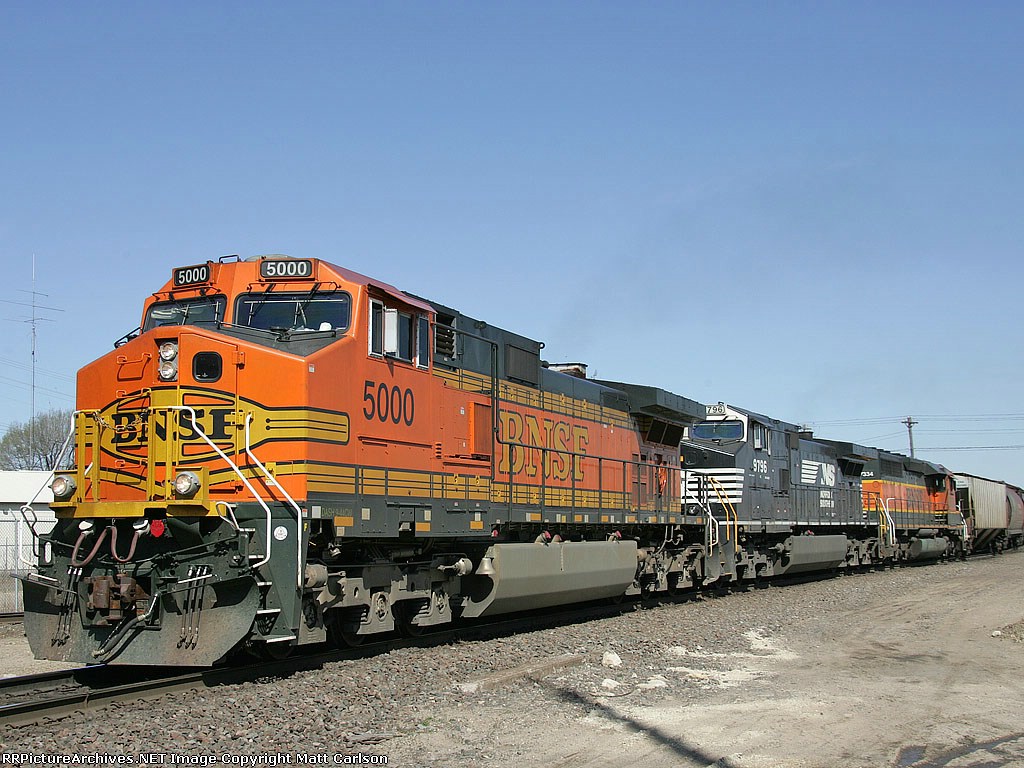 BNSF 5000